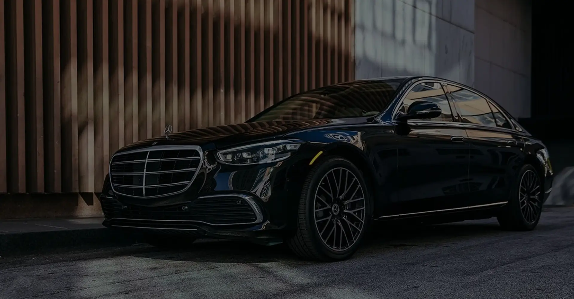 Best Chauffeur Service in Melbourne | Reliable Luxury Car Hire